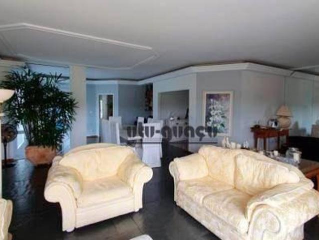 Casa com 4 dormitórios à venda, 560 m² por R$ 2.000.000,00 Condomínio Campos de Santo Antônio It