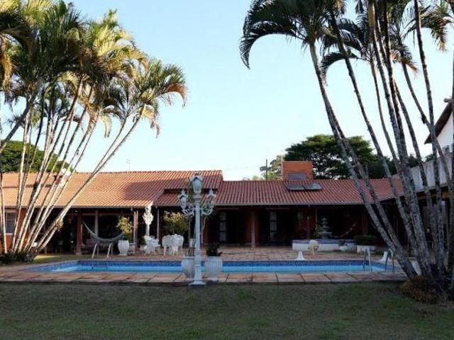 Casa com 4 dormitórios à venda, 578 m² por R$ 3.975.000,00 Tucano Londrina/PR