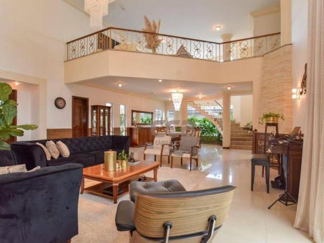 Casa com 4 dormitórios à venda, 570 m² por R$ 2.990.000,00 Pineville Pinhais/PR