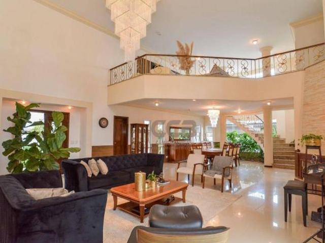 Casa com 4 dormitórios à venda, 570 m² por R$ 2.990.000,00 Pineville Pinhais/PR