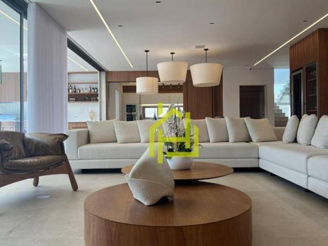 Casa com 4 dormitórios à venda, 588 m² por R$ 8.500.000,00 Alphaville Nova Esplanada II Votorant
