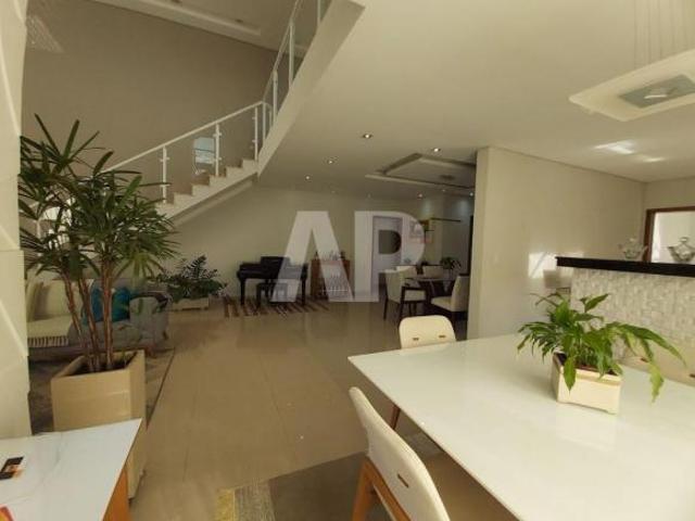 Casa com 4 dormitórios à venda, 596 m² por R$ 2.850.000,00 Condomínio Terras de Mont Serrat Salt