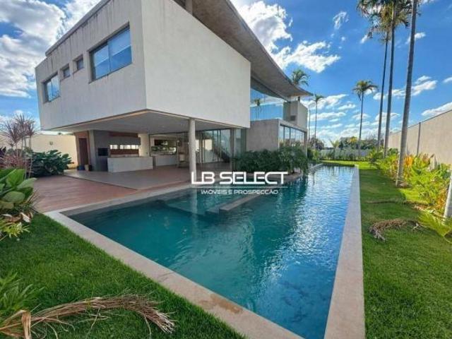 Casa com 4 dormitórios à venda, 590 m² por R$ 8.500.000,00 Condomínio Solares da Gávea Uberlândi