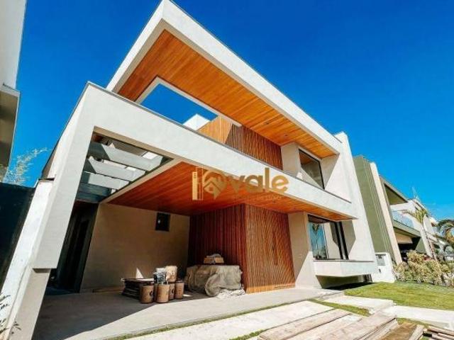 Casa com 4 dormitórios à venda