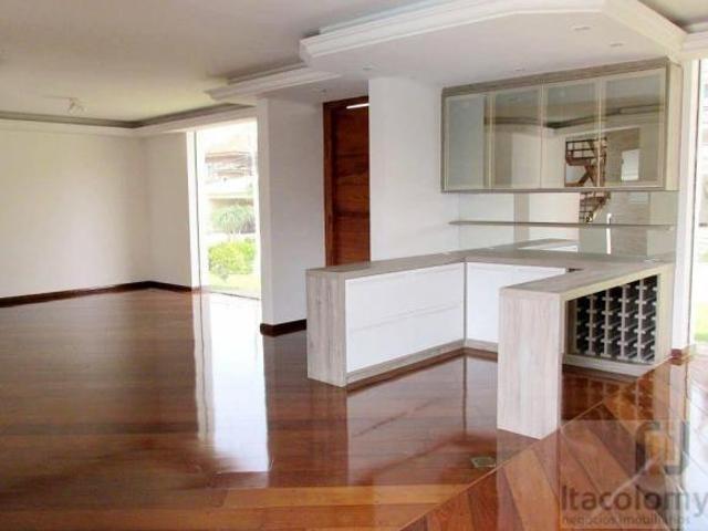Casa com 4 dormitórios à venda, 620 m² por R$ 3.500.000,00 Alphaville Santana de Parnaíba/SP