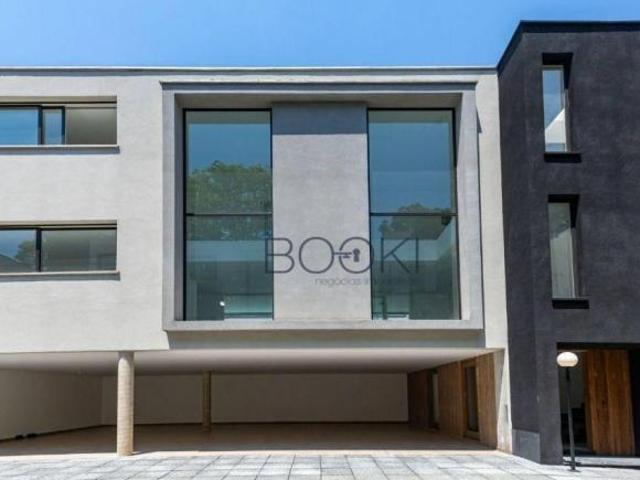 Casa com 4 dormitórios à venda, 686 m² por R$ 8.500. Jardim Cordeiro São Paulo/SP