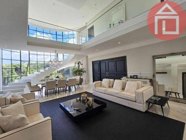 Casa com 4 dormitórios à venda, 800 m² por R$ 10.000.000,00 Condomínio Portal de Bragança Bragan