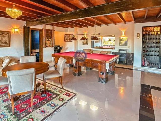 Casa com 4 dormitórios à venda, 900 m² por R$ 3.200.000 Granja Viana – Chácara dos Lagos Carapic