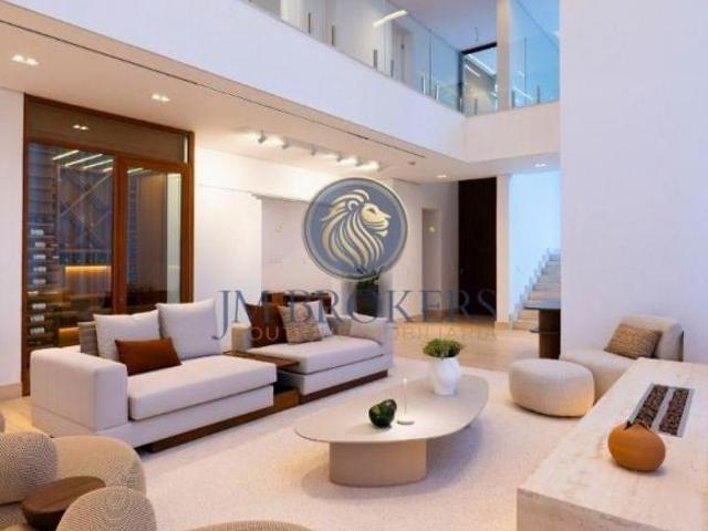 Casa de luxo à venda no condomínio Residencial Alphaville 01, Alphaville, 4 suítes, 9 vagas e 944m²