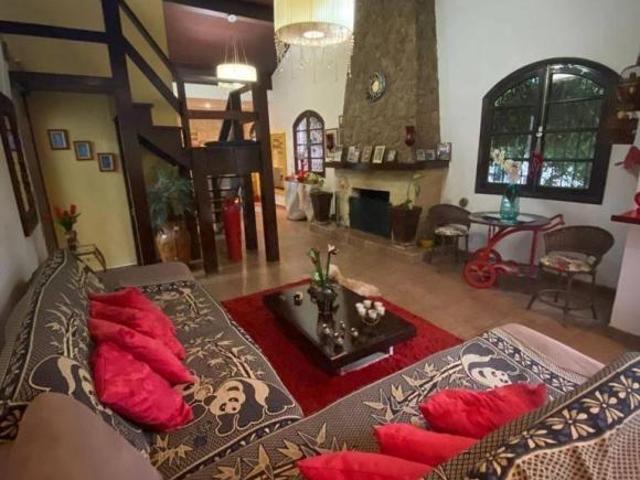 Casa com 4 dormitórios à venda de 510 m² no bairro Retiro das Fontes em Atibaia/SP CA2068