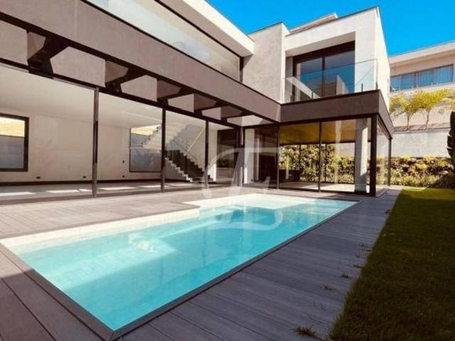 Casa com 4 dormitórios à venda em Alphaville Santana de Parnaíba/SP