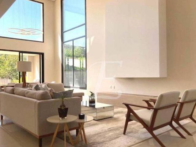 Casa com 4 dormitórios à venda em Alphaville Santana de Parnaíba/SP