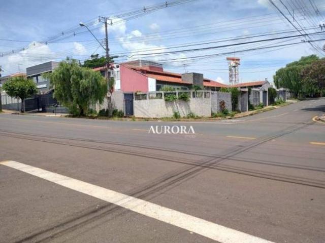 Casa com 4 dormitórios à venda em Londrina, c 310 m² Santos Dumont Londrina/PR