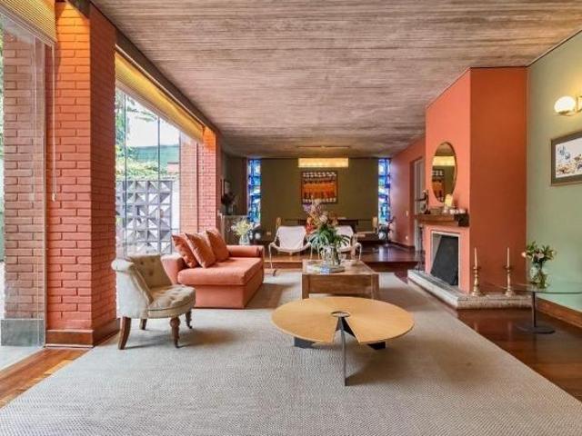 Casa com 4 dormitórios à venda no Alto de Pinheiros São Paulo/SP