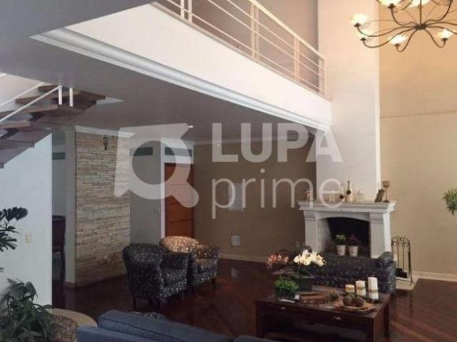 Casa com 4 dormitórios à venda no Jardim São Paulo!