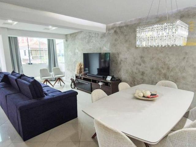 Casa com 4 dormitórios à venda por R$ 1.385.000 Aparecida Santos/SP