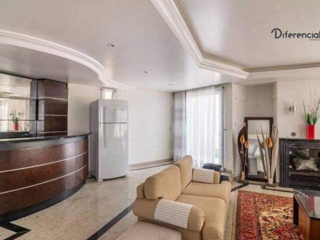 Casa com 4 dormitórios à venda por R$ 2.690.000,00 Barigui Curitiba/PR