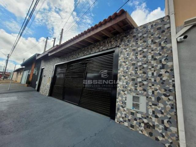 Casa com 4 dormitórios à venda, por R$ 380.000 Comerciários III Botucatu/SP