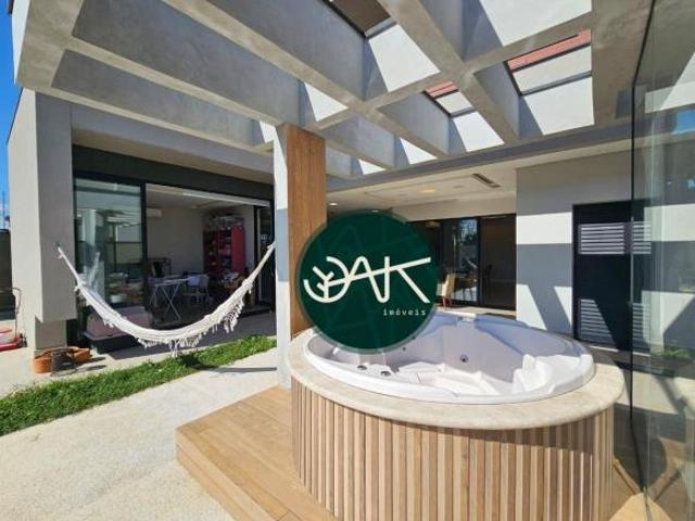 Casa com 4 dormitórios à venda por R$ 5.400.000,00 Jardim do Golfe São José dos Campos/SP