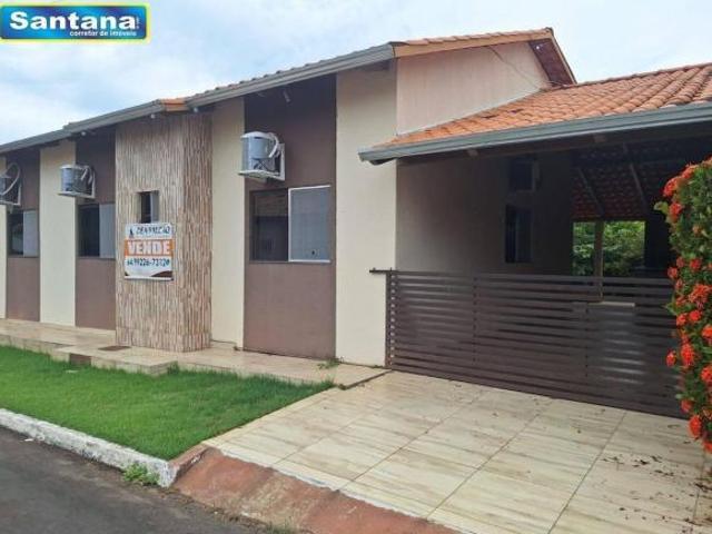 Casa com 4 dormitórios à venda por R$ 650.000,00 Residencial Village Caldas Novas/GO