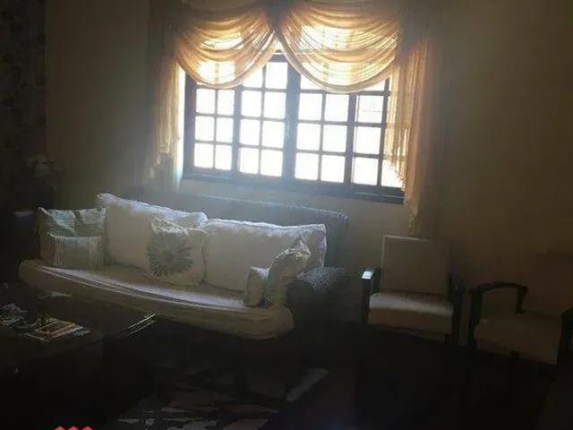 Casa à venda por R$ 800.000,00 Santana São José dos Campos/SP