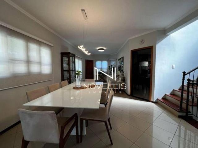 Casa com 4 dormitórios à venda Urbanova São José dos Campos/SP