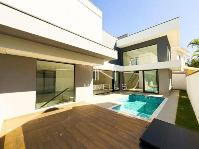 Casa com 4 dormitórios à venda Urbanova São José dos Campos/SP