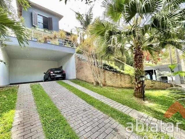 Casa com 4 dormitórios com 2 suítes com vaga de garagem Residencial Euroville