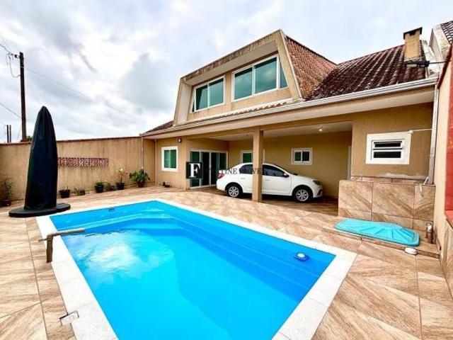 Casa com 4 dormitórios com piscina em Ipanema