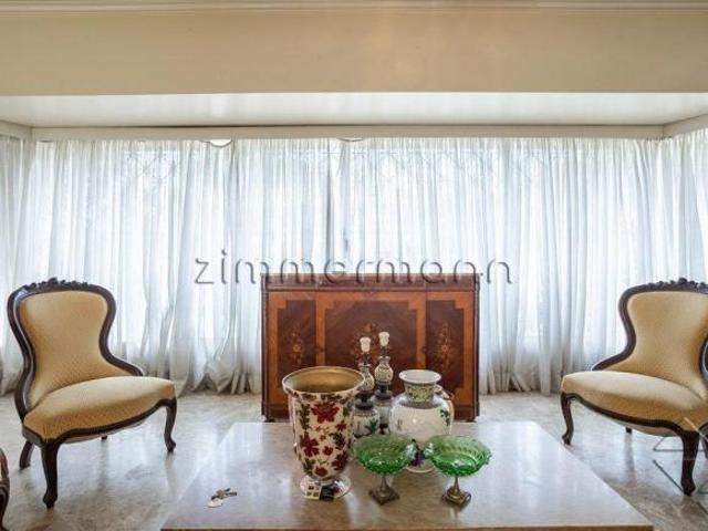 CASA COM 4 DORMITÓRIOS E QUINTAL NO PACAEMBU