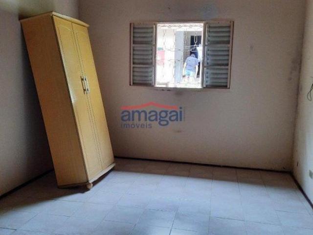 Casa com 4 dormitórios e uma edícula nos fundos para Venda
