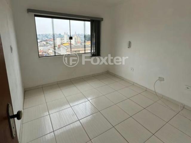 Casa com 4 dormitórios em Mauá