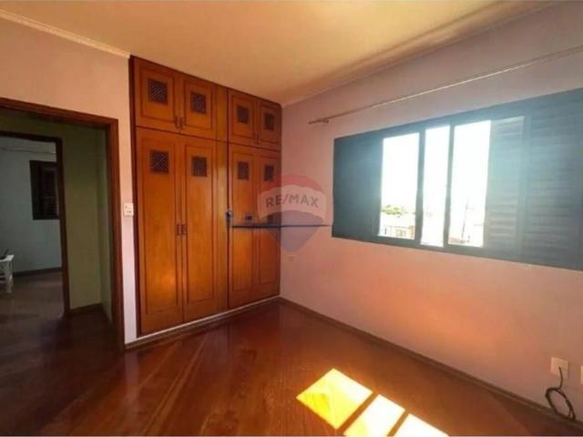 Casa com 4 dormitórios em ótima localização para alugar por R$8.000/mês Vila Rica Atibaia SP