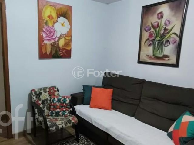 Casa com 4 dormitórios em Canoas