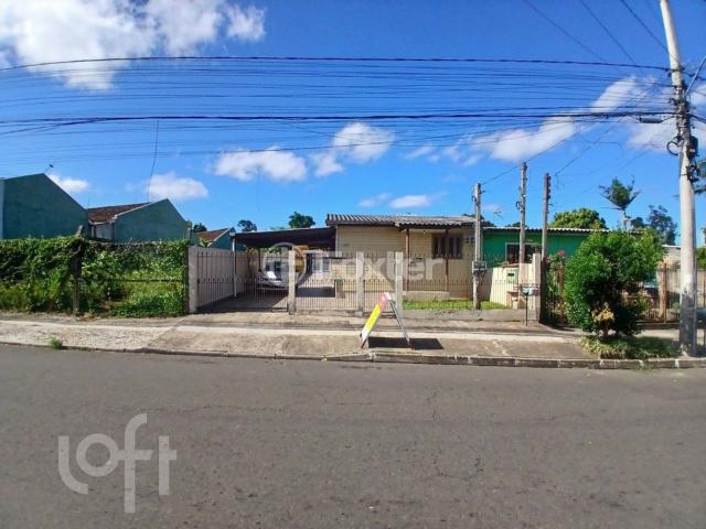 Casa com 4 dormitórios em Canoas