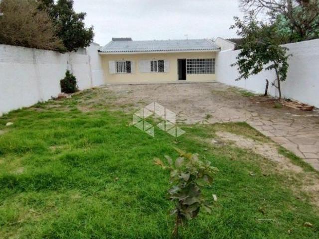 Casa com 4 Dormitórios em Canoas