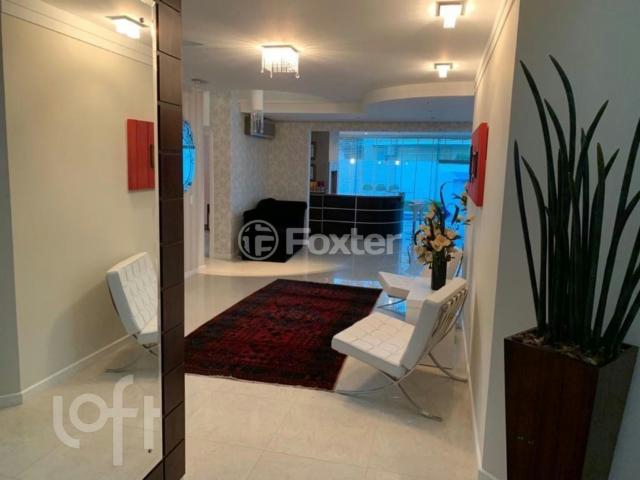 Casa com 4 dormitórios em Florianópolis