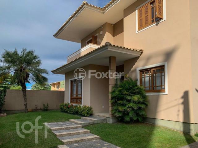 Casa com 4 dormitórios em Florianópolis