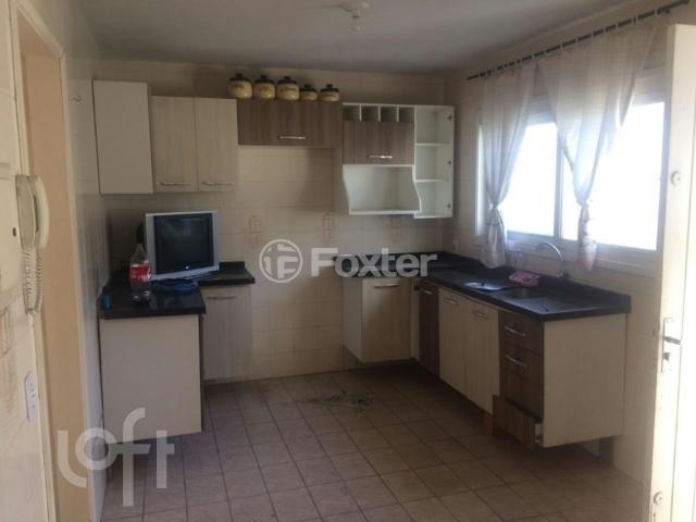 Casa com 4 dormitórios em Porto Alegre