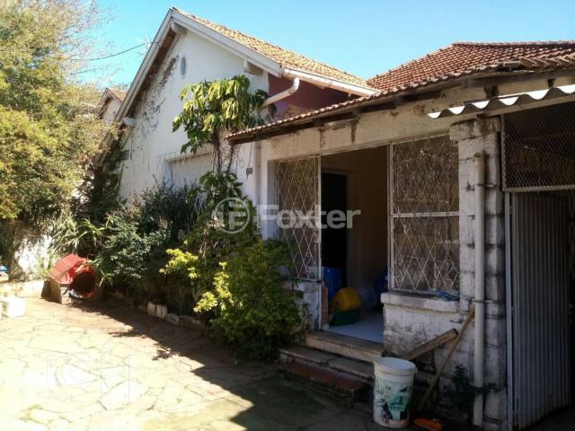 Casa com 4 dormitórios em Porto Alegre