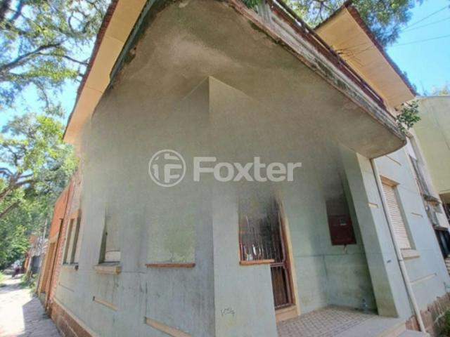 Casa com 4 dormitórios em Porto Alegre