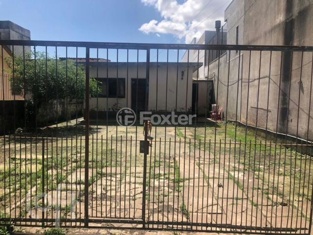 Casa com 4 dormitórios em Porto Alegre