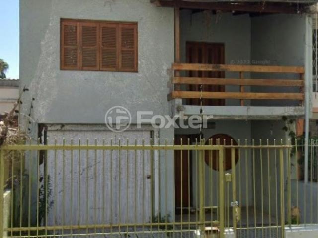 Casa com 4 dormitórios em Porto Alegre
