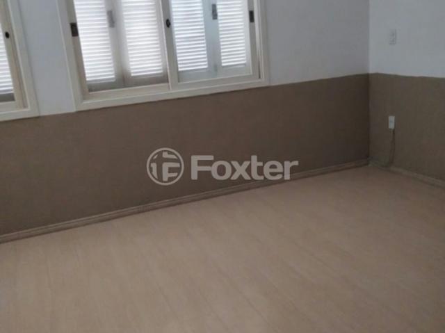 Casa com 4 dormitórios em Porto Alegre