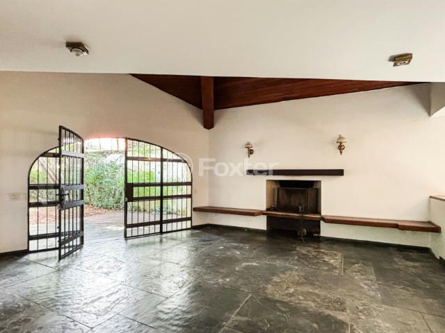 Casa com 4 dormitórios em São Paulo