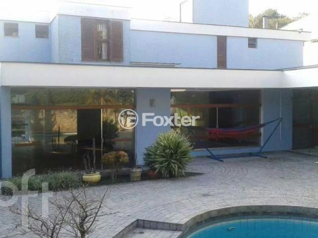 Casa com 4 dormitórios em São Paulo