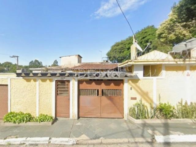 Casa com 4 dormitórios em São Paulo