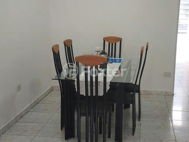 Casa com 4 dormitórios em São Paulo