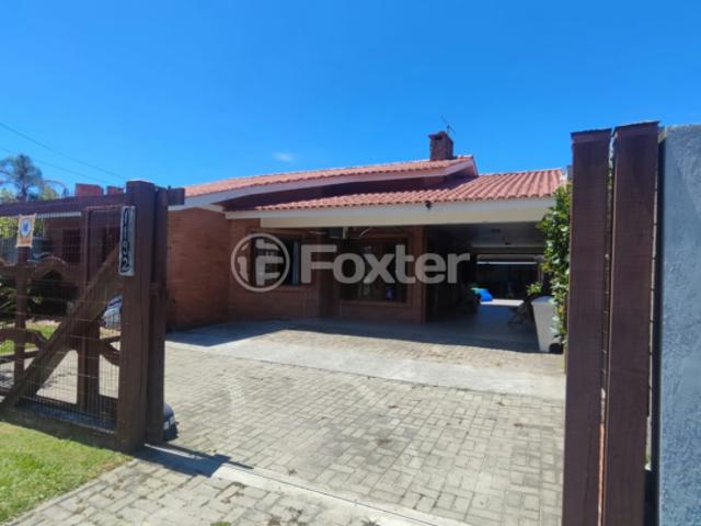 Casa com 4 dormitórios em Xangri Lá