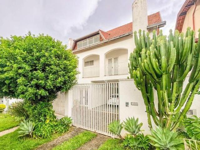 CASA COM 4 DORMITÓRIOS PARA VENDA OU LOCAÇÃO NO BAIRRO NOVA CAMPINAS EM CAMPINAS/SP